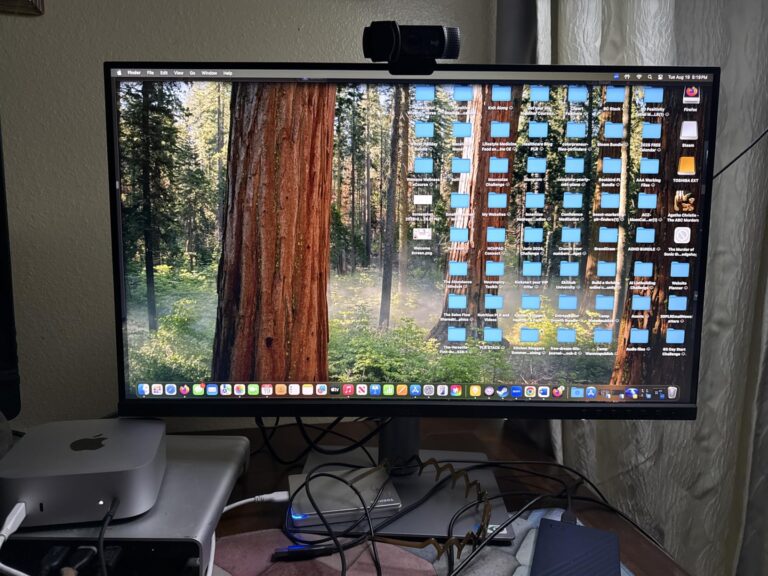 12 Best Monitors for MacBook Pro (March 2026) Complete Guide