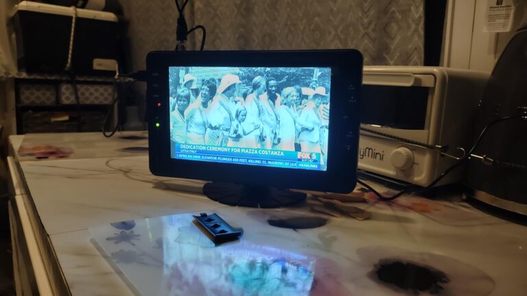 12 Best Portable Handheld TV 2026: Tested & Reviewed
