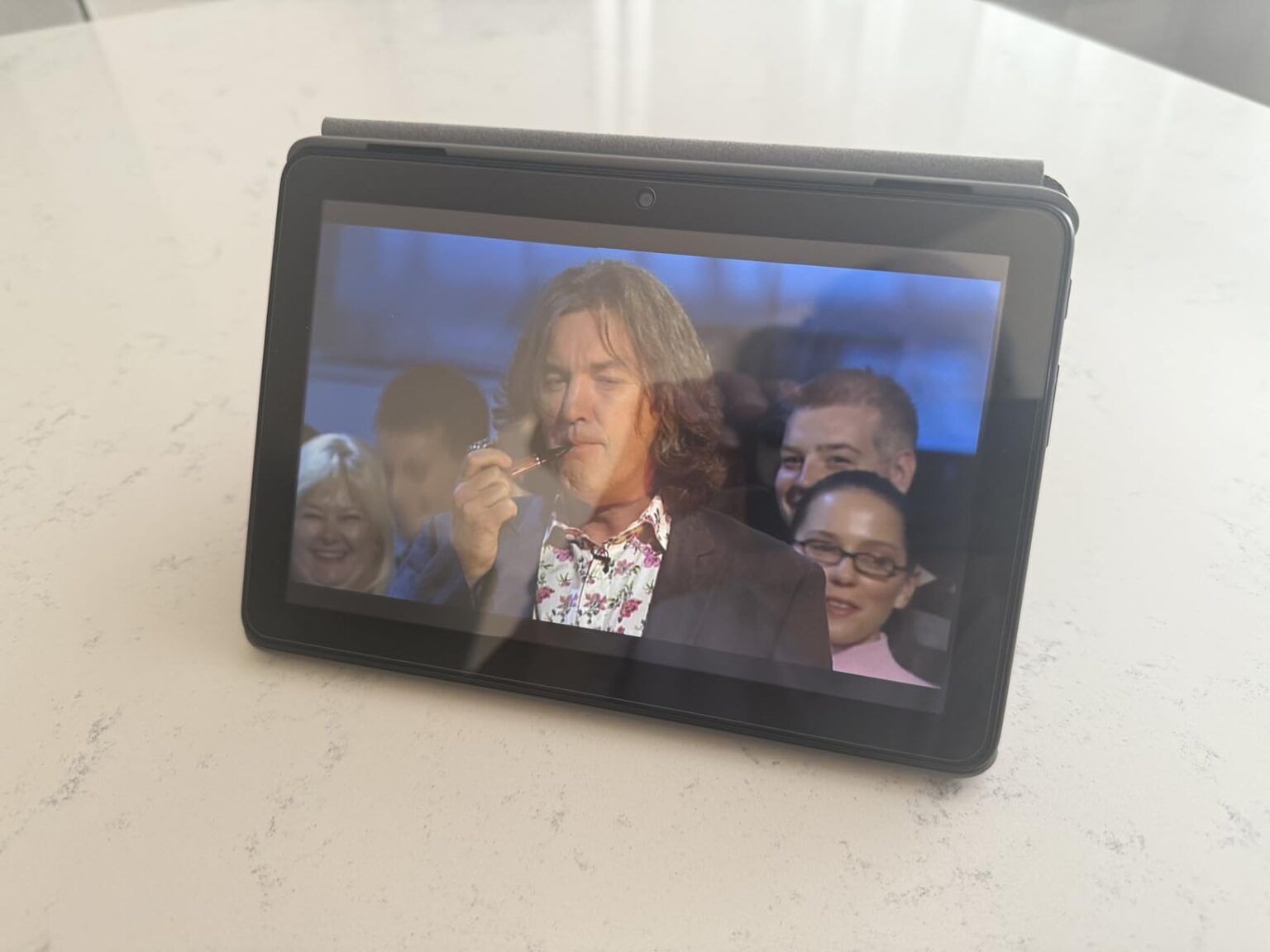 Best Tablets for Seniors: Expert Reviews and Senior-Friendly Picks