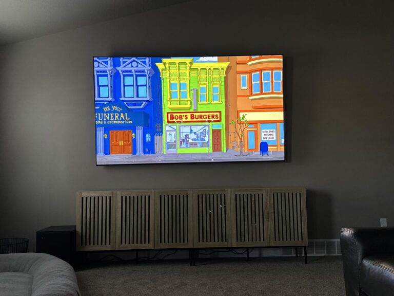 8 Best 90 Inch TV (January 2026) Expert Reviews & Guide