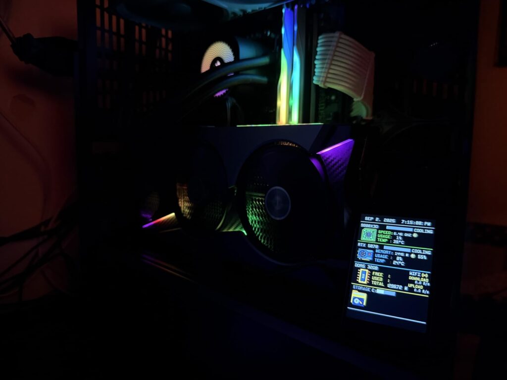 11 Best CPU Monitoring Displays (December 2025) Hardware Tested