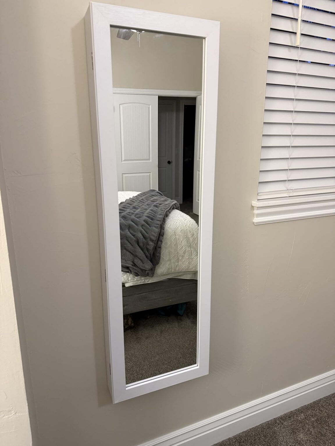 11 Best Jewelry Organizers for Walk-In Closets (May 2026) Complete Guide